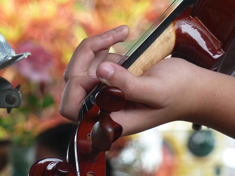 Here’s How To Use Music For Stress Relief – TheMusicTeach